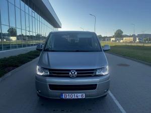 Pelēks Volkswagen Multivan 2011 Rēzekne, ar dzinēja tilpumu 2.00 L un nobraukumu 258 tūkst. km par 16900 €, foto 3 vietnē AUTOMOTO.COM.LV