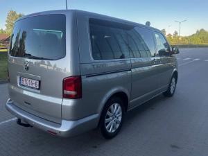 Pelēks Volkswagen Multivan 2011 Rēzekne, ar dzinēja tilpumu 2.00 L un nobraukumu 258 tūkst. km par 16900 €, foto 6 vietnē AUTOMOTO.COM.LV