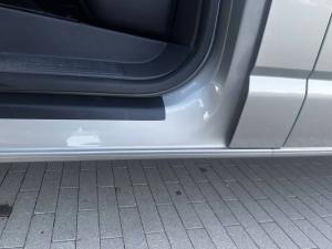 Pelēks Volkswagen Multivan 2011 Rēzekne, ar dzinēja tilpumu 2.00 L un nobraukumu 258 tūkst. km par 16900 €, foto 28 vietnē AUTOMOTO.COM.LV