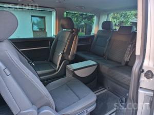 Grey Volkswagen Multivan 2012 in Telschi, with an engine capacity of 2.00 L and mileage of 251 thousand km for 14950 €, photo 12 on AUTOMOTO.COM.LV