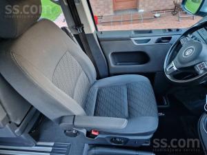 Grey Volkswagen Multivan 2012 in Telschi, with an engine capacity of 2.00 L and mileage of 251 thousand km for 14950 €, photo 13 on AUTOMOTO.COM.LV
