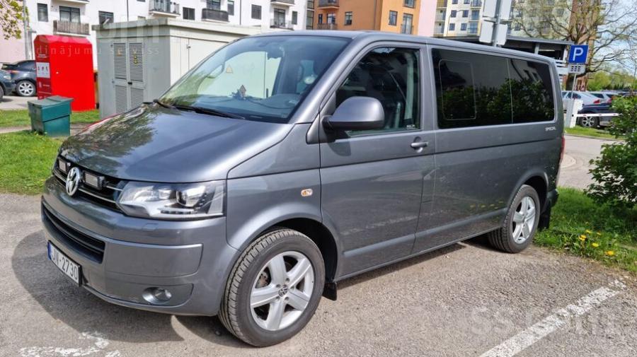 Grey Volkswagen Multivan 2014 in Riga, with an engine capacity of 2.00 L and mileage of 334 thousand km for 18000 €, photo 1 on AUTOMOTO.COM.LV
