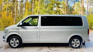 Grey Volkswagen Multivan 2016 in Riga, with an engine capacity of 2.00 L and mileage of 233 thousand km for 19900 €, photo 11 on AUTOMOTO.COM.LV