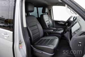 Grey Volkswagen Multivan 2019 in Riga, with an engine capacity of 2.00 L and mileage of 143 thousand km for 5500 €, photo 6 on AUTOMOTO.COM.LV
