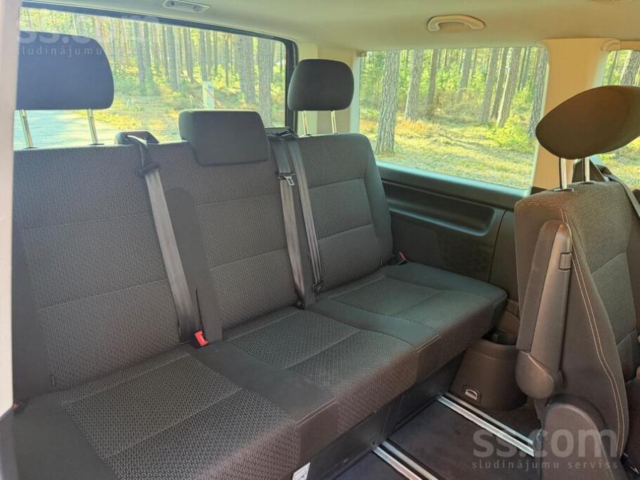 Grey Volkswagen Multivan 2019 in Riga, with an engine capacity of 2.00 L and mileage of 128 thousand km for 30000 €, photo 14 on AUTOMOTO.COM.LV