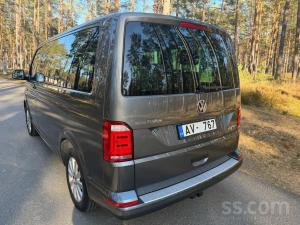 Grey Volkswagen Multivan 2019 in Riga, with an engine capacity of 2.00 L and mileage of 128 thousand km for 30000 €, photo 16 on AUTOMOTO.COM.LV