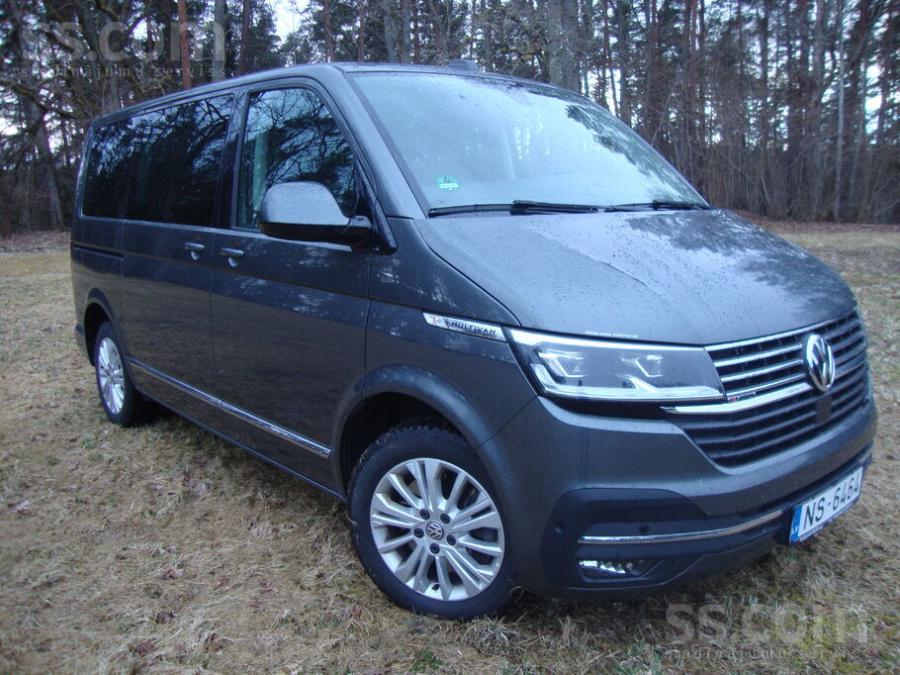 Grey Volkswagen Multivan 2020 in Riga, with an engine capacity of 2.00 L and mileage of 132 thousand km for 34900 €, photo 2 on AUTOMOTO.COM.LV