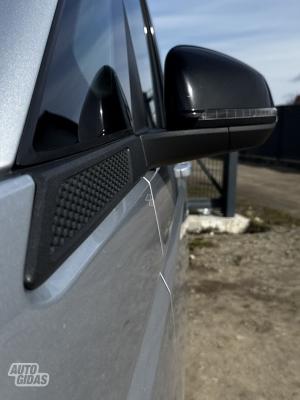 Pelēks Volkswagen Multivan 2022 Klaipėda, ar dzinēja tilpumu 2.00 L un nobraukumu 138 tūkst. km par 35999 €, foto 5 vietnē AUTOMOTO.COM.LV