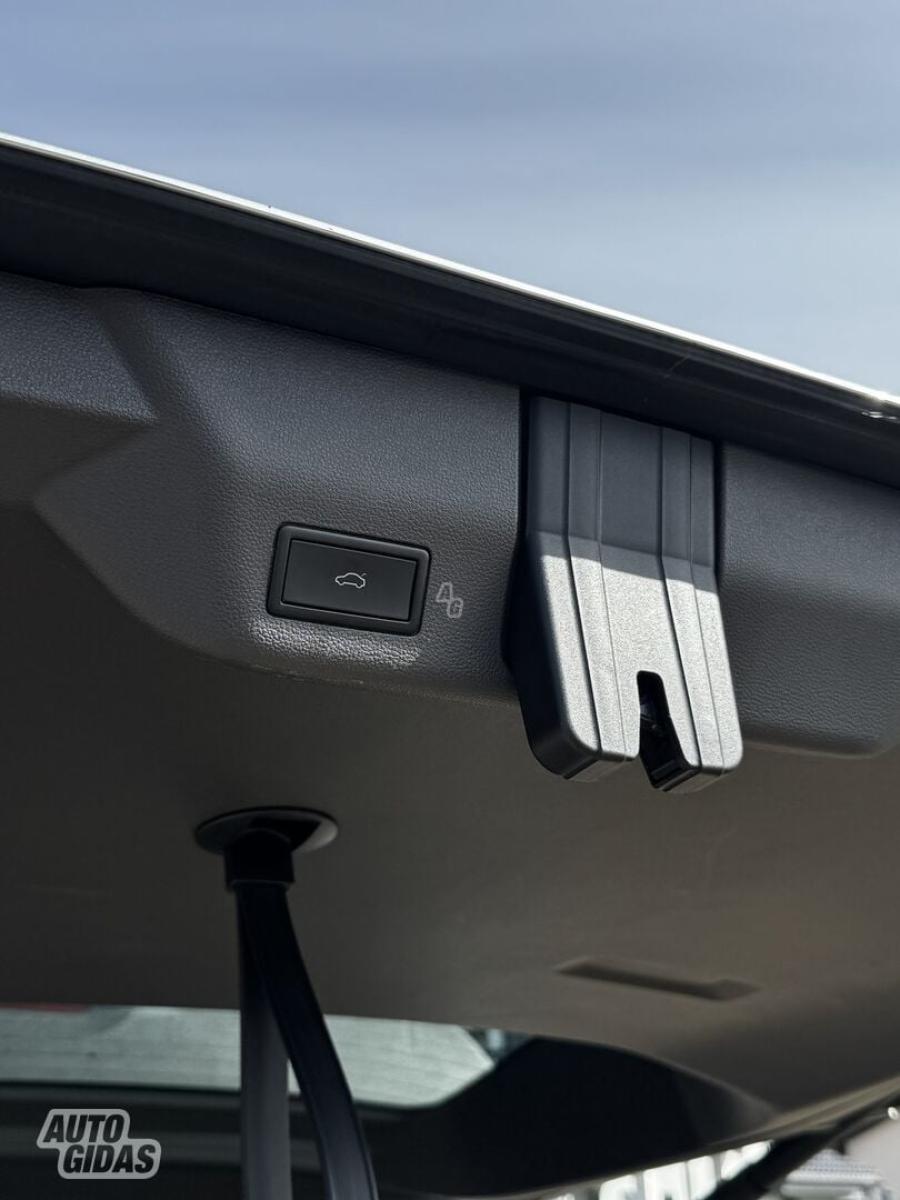 Pelēks Volkswagen Multivan 2022 Klaipėda, ar dzinēja tilpumu 2.00 L un nobraukumu 138 tūkst. km par 35999 €, foto 15 vietnē AUTOMOTO.COM.LV