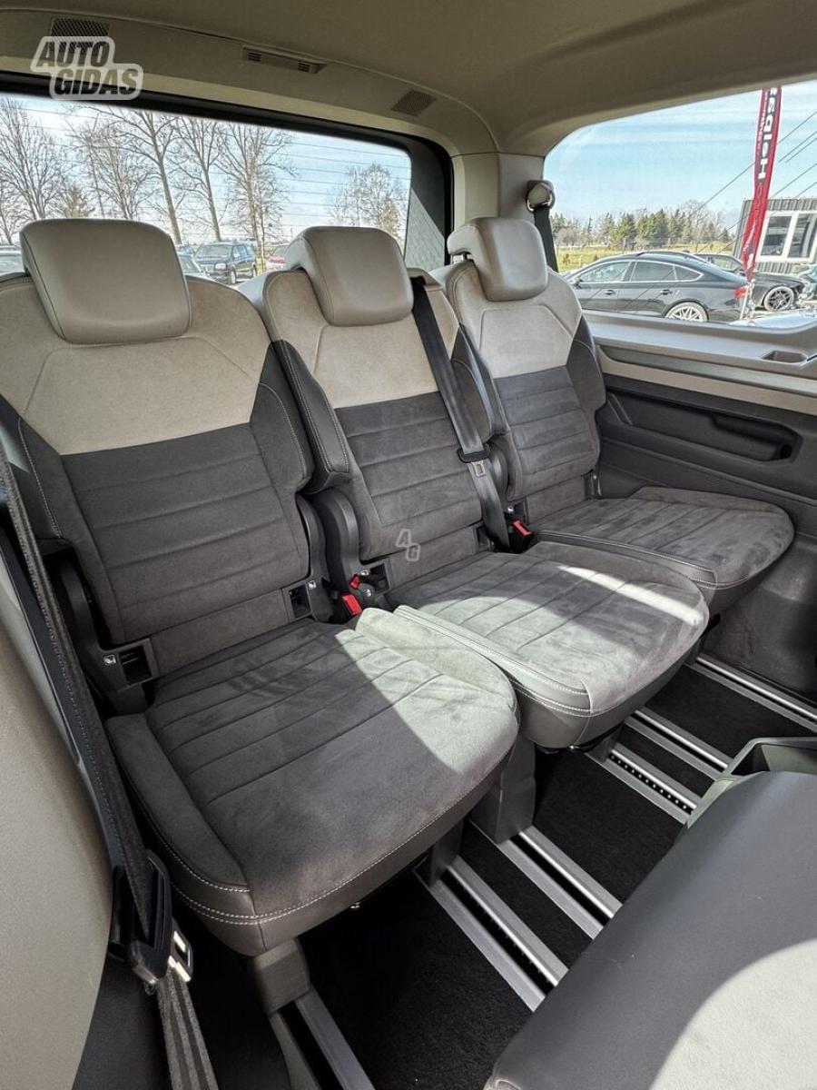 Pelēks Volkswagen Multivan 2022 Klaipėda, ar dzinēja tilpumu 2.00 L un nobraukumu 138 tūkst. km par 35999 €, foto 16 vietnē AUTOMOTO.COM.LV