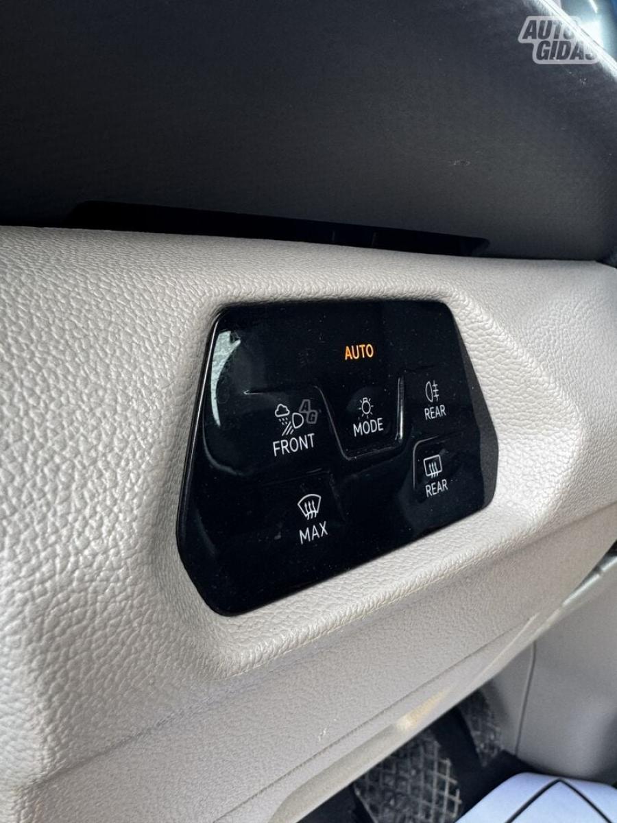 Pelēks Volkswagen Multivan 2022 Klaipėda, ar dzinēja tilpumu 2.00 L un nobraukumu 138 tūkst. km par 35999 €, foto 19 vietnē AUTOMOTO.COM.LV