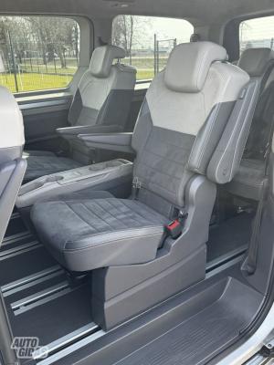 Pelēks Volkswagen Multivan 2022 Klaipėda, ar dzinēja tilpumu 2.00 L un nobraukumu 138 tūkst. km par 35999 €, foto 30 vietnē AUTOMOTO.COM.LV