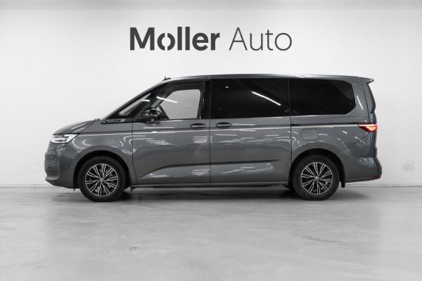 Pelēks Volkswagen Multivan 2023 Viļņa, ar dzinēja tilpumu 1.40 L un nobraukumu 116 tūkst. km par 41000 €, foto 3 vietnē AUTOMOTO.COM.LV