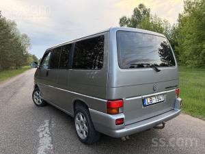 Pelēks Volkswagen Multivan 1998 Daugavpils, ar dzinēja tilpumu 2.50 L un nobraukumu 385 tūkst. km par 4300 €, foto 4 vietnē AUTOMOTO.COM.LV