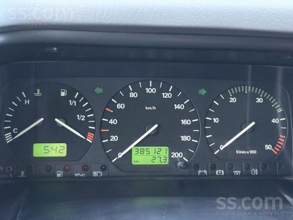 Pelēks Volkswagen Multivan 1998 Daugavpils, ar dzinēja tilpumu 2.50 L un nobraukumu 385 tūkst. km par 4300 €, foto 9 vietnē AUTOMOTO.COM.LV