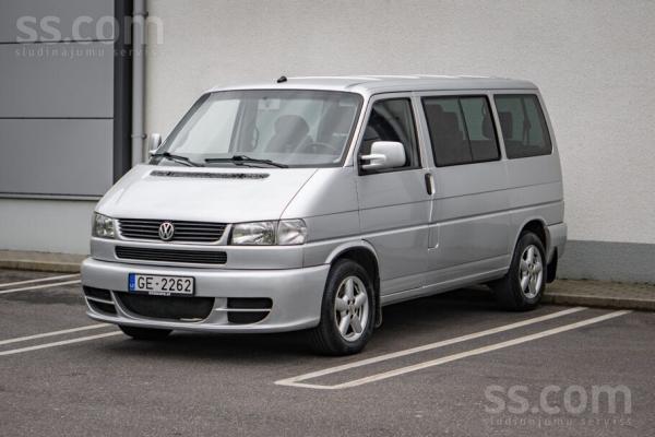 Pelēks Volkswagen Multivan 2002 Rīga, ar dzinēja tilpumu 2.50 L un nobraukumu 293 tūkst. km par 7000 €, foto 1 vietnē AUTOMOTO.COM.LV