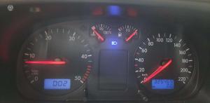 Серый Фольксваген Мультиван 2002 в Кедайняй, объемом двигателя 2.46 л и пробегом 325 тыс. км за 9900 €, фото 8 на AUTOMOTO.COM.LV