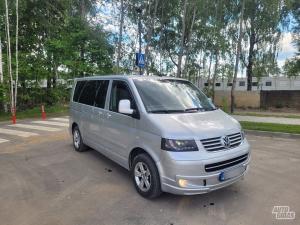 Grey Volkswagen Multivan 2003 in Vilnius, with an engine capacity of 2.50 L and mileage of 428 thousand km for 4150 €, photo 4 on AUTOMOTO.COM.LV