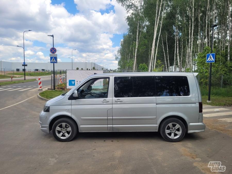 Grey Volkswagen Multivan 2003 in Vilnius, with an engine capacity of 2.50 L and mileage of 428 thousand km for 4150 €, photo 7 on AUTOMOTO.COM.LV