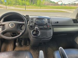 Grey Volkswagen Multivan 2003 in Vilnius, with an engine capacity of 2.50 L and mileage of 428 thousand km for 4150 €, photo 9 on AUTOMOTO.COM.LV