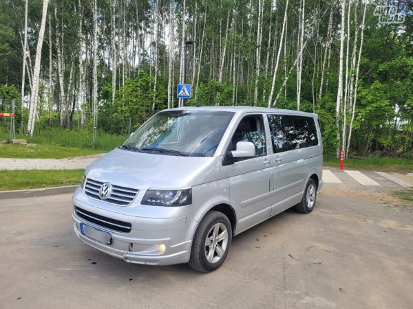 Pelēks Volkswagen Multivan 2003 Viļņa, ar dzinēja tilpumu 2.50 L un nobraukumu 428 tūkst. km par 4000 €, foto 1 vietnē AUTOMOTO.COM.LV
