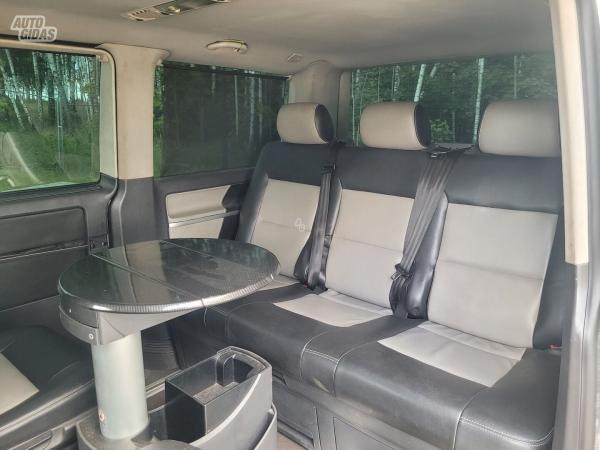 Pelēks Volkswagen Multivan 2003 Viļņa, ar dzinēja tilpumu 2.50 L un nobraukumu 428 tūkst. km par 4000 €, foto 10 vietnē AUTOMOTO.COM.LV