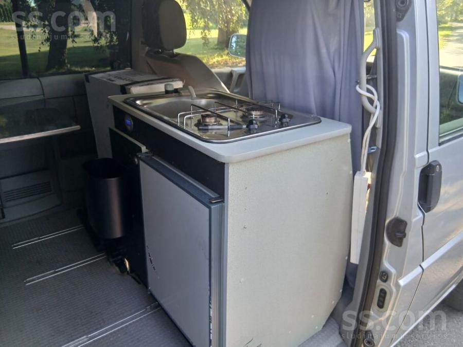 Серый Фольксваген Мультиван 2003 в Огре, объемом двигателя 2.50 л и пробегом 351 тыс. км за 5000 €, фото 15 на AUTOMOTO.COM.LV