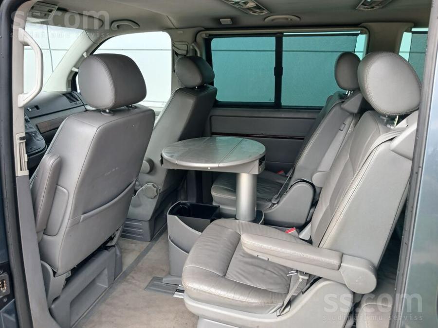 Grey Volkswagen Multivan 2004 in Riga, with an engine capacity of 2.50 L and mileage of 0 thousand km for 5890 €, photo 10 on AUTOMOTO.COM.LV