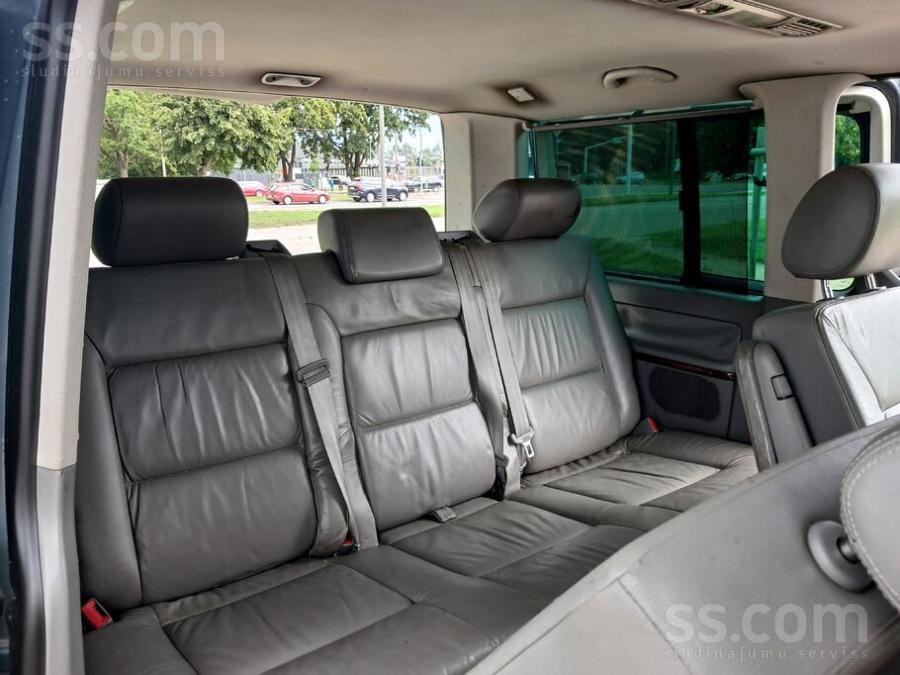 Grey Volkswagen Multivan 2004 in Riga, with an engine capacity of 2.50 L and mileage of 0 thousand km for 5890 €, photo 15 on AUTOMOTO.COM.LV