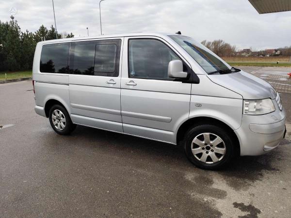 Grey Volkswagen Multivan 2005 in Taurage, with an engine capacity of 0.00 L and mileage of 296 thousand km for 5999 €, photo 5 on AUTOMOTO.COM.LV