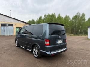 Grey Volkswagen Multivan 2005 in Limbazi, with an engine capacity of 2.50 L and mileage of 363 thousand km for 7900 €, photo 5 on AUTOMOTO.COM.LV