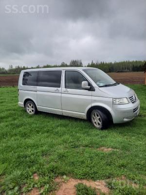 Grey Volkswagen Multivan 2006 in Balvi, with an engine capacity of 2.50 L and mileage of 405 thousand km for 4200 €, photo 3 on AUTOMOTO.COM.LV