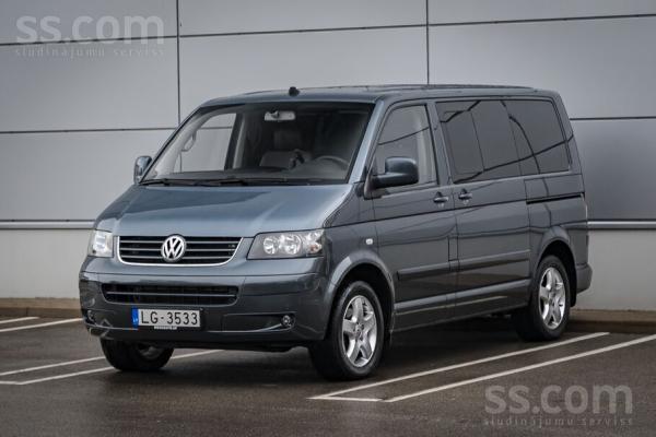 Pelēks Volkswagen Multivan 2006 Rīga, ar dzinēja tilpumu 2.50 L un nobraukumu 355 tūkst. km par 7950 €, foto 1 vietnē AUTOMOTO.COM.LV