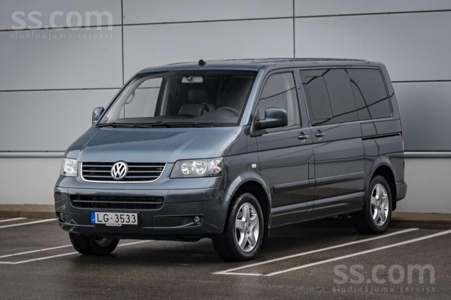 Grey Volkswagen Multivan 2006 in Riga, with an engine capacity of 2.50 L and mileage of 355 thousand km for 7950 €, photo 1 on AUTOMOTO.COM.LV
