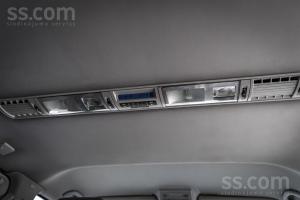 Grey Volkswagen Multivan 2006 in Riga, with an engine capacity of 2.50 L and mileage of 355 thousand km for 7950 €, photo 15 on AUTOMOTO.COM.LV