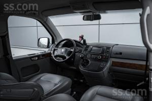 Grey Volkswagen Multivan 2006 in Riga, with an engine capacity of 2.50 L and mileage of 355 thousand km for 7950 €, photo 17 on AUTOMOTO.COM.LV