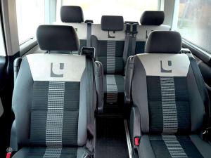Grey Volkswagen Multivan 2009 in Klaipeda, with an engine capacity of 2.50 L and mileage of 365 thousand km for 6400 €, photo 14 on AUTOMOTO.COM.LV