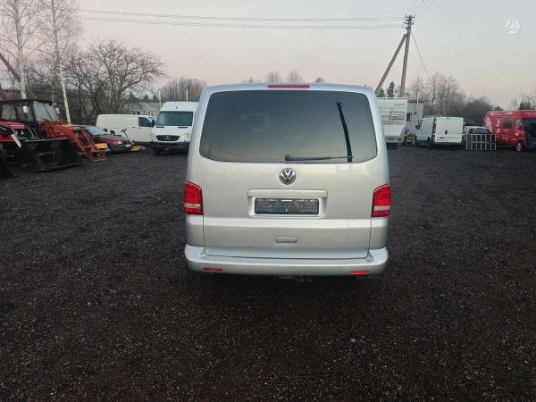 Grey Volkswagen Multivan 2010 in Kretinga, with an engine capacity of 1.97 L and mileage of 450 thousand km for 11750 €, photo 9 on AUTOMOTO.COM.LV