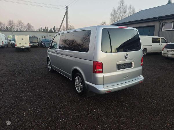 Grey Volkswagen Multivan 2010 in Kretinga, with an engine capacity of 1.97 L and mileage of 450 thousand km for 11750 €, photo 10 on AUTOMOTO.COM.LV