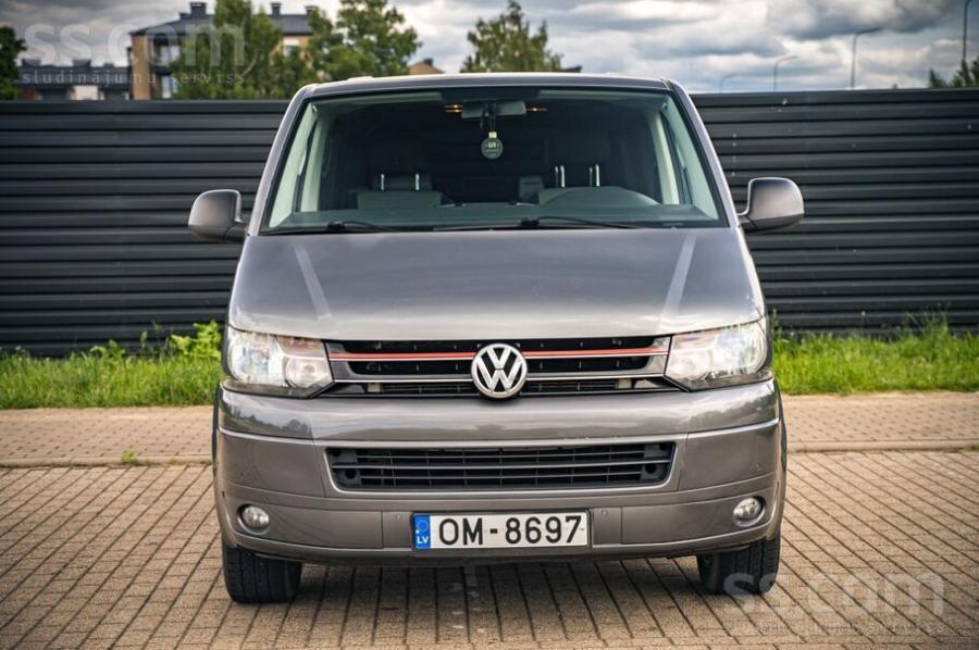 Grey Volkswagen Multivan 2010 in Riga, with an engine capacity of 2.00 L and mileage of 0 thousand km for 9990 €, photo 3 on AUTOMOTO.COM.LV