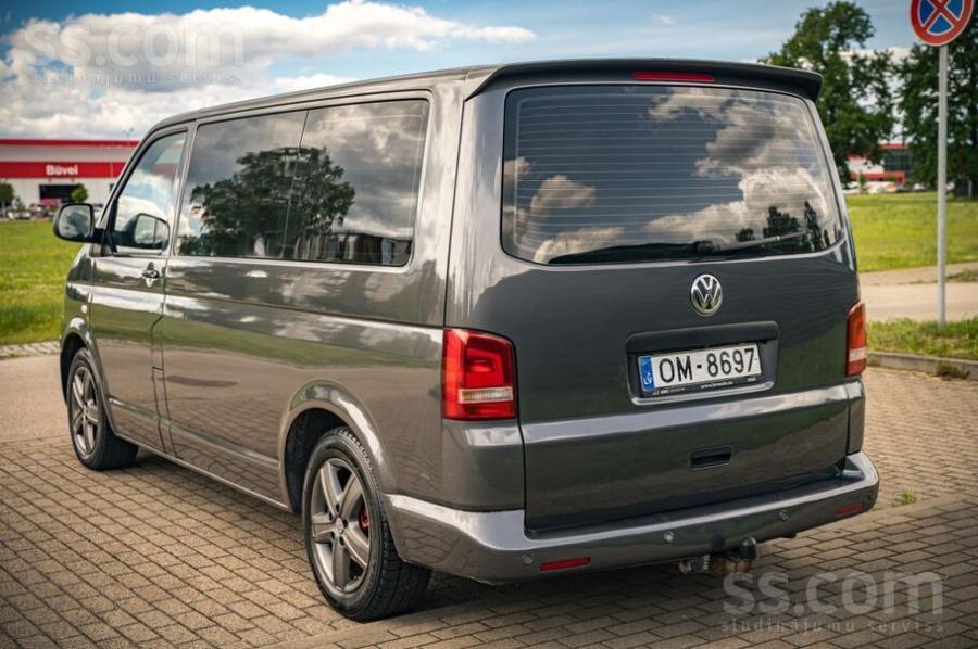 Grey Volkswagen Multivan 2010 in Riga, with an engine capacity of 2.00 L and mileage of 0 thousand km for 9990 €, photo 7 on AUTOMOTO.COM.LV