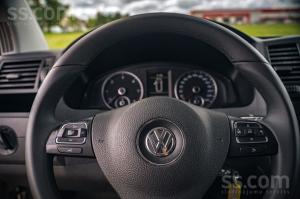 Grey Volkswagen Multivan 2010 in Riga, with an engine capacity of 2.00 L and mileage of 0 thousand km for 9990 €, photo 16 on AUTOMOTO.COM.LV