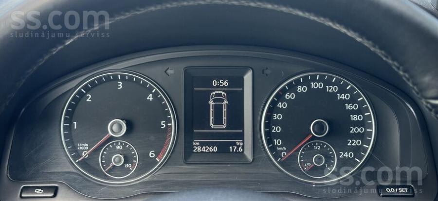 Grey Volkswagen Multivan 2010 in Rezekne, with an engine capacity of 2.00 L and mileage of 284 thousand km for 15990 €, photo 20 on AUTOMOTO.COM.LV