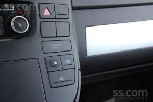 Серый Фольксваген Мультиван 2012 в Тукумс, объемом двигателя 2.00 л и пробегом 296 тыс. км за 14900 €, фото 16 на AUTOMOTO.COM.LV