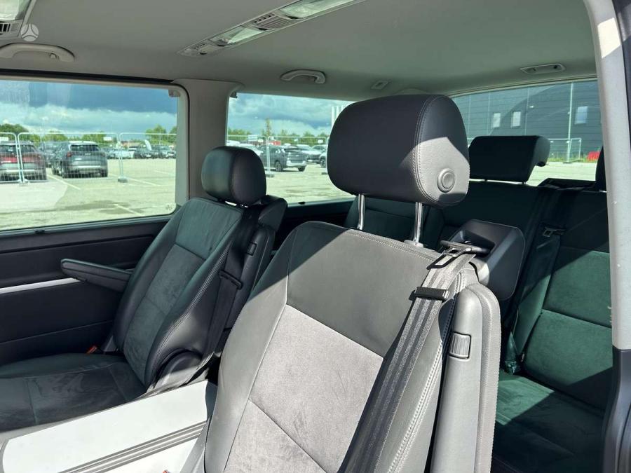 Grey Volkswagen Multivan 2014 in Vilnius, with an engine capacity of 2.00 L and mileage of 260 thousand km for 19300 €, photo 28 on AUTOMOTO.COM.LV