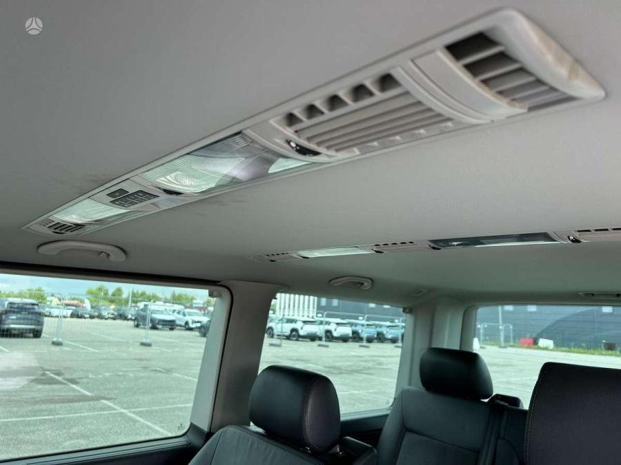 Grey Volkswagen Multivan 2014 in Vilnius, with an engine capacity of 2.00 L and mileage of 260 thousand km for 19300 €, photo 29 on AUTOMOTO.COM.LV