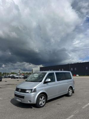 Grey Volkswagen Multivan 2014 in Vilnius, with an engine capacity of 2.00 L and mileage of 260 thousand km for 19300 €, photo 32 on AUTOMOTO.COM.LV