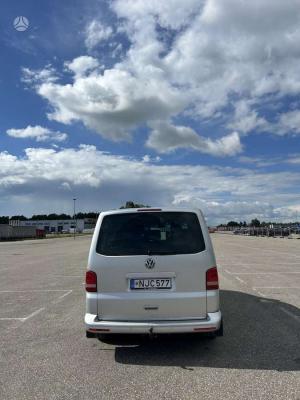 Grey Volkswagen Multivan 2014 in Vilnius, with an engine capacity of 2.00 L and mileage of 260 thousand km for 19300 €, photo 39 on AUTOMOTO.COM.LV