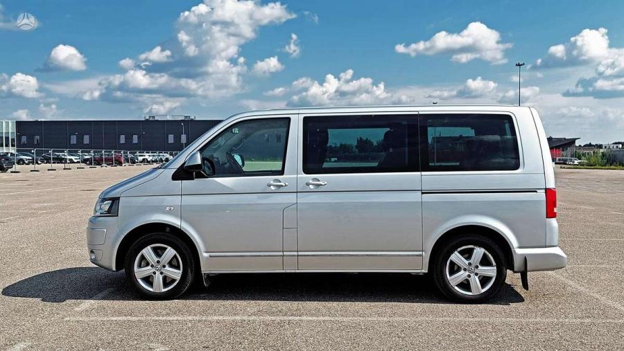 Pelēks Volkswagen Multivan 2014 Viļņa, ar dzinēja tilpumu 2.00 L un nobraukumu 260 tūkst. km par 18900 €, foto 9 vietnē AUTOMOTO.COM.LV