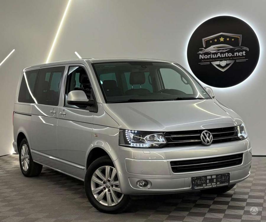 Pelēks Volkswagen Multivan 2015 Marijampole, ar dzinēja tilpumu 1.97 L un nobraukumu 259 tūkst. km par 17450 €, foto 1 vietnē AUTOMOTO.COM.LV